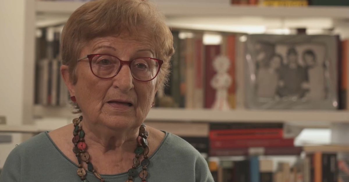 Escola Valenciana premia l'editora Rosa Serrano, la Fundació FULL i un ...