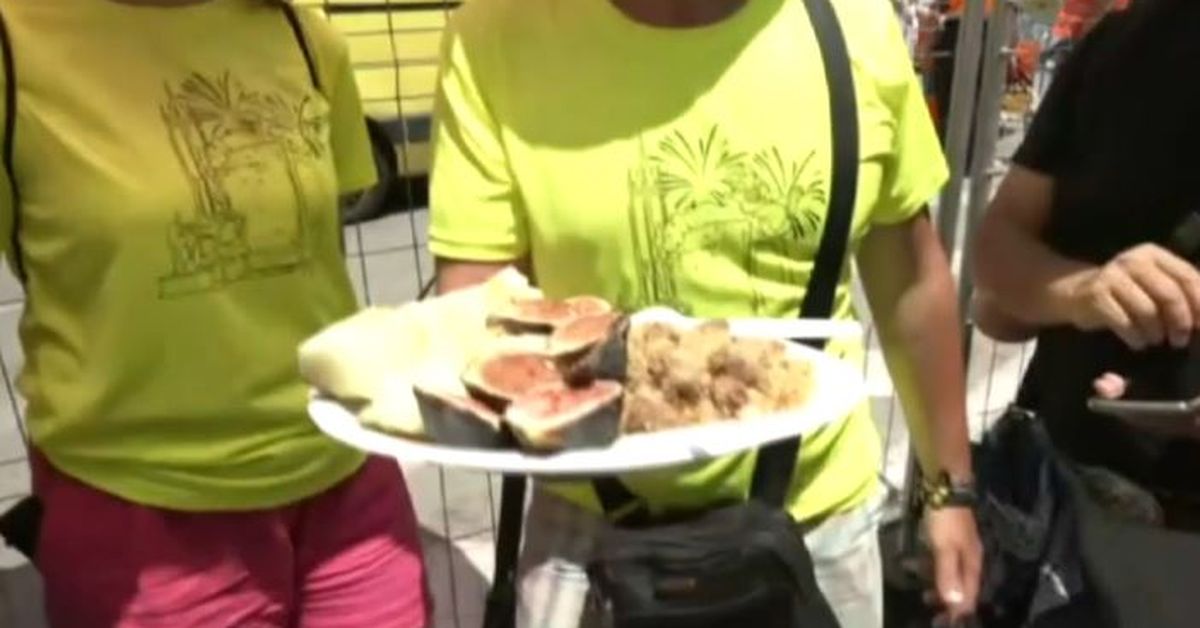 Per Sant Joan bacores: així de bé es menja a les mascletaes de la plaça ...