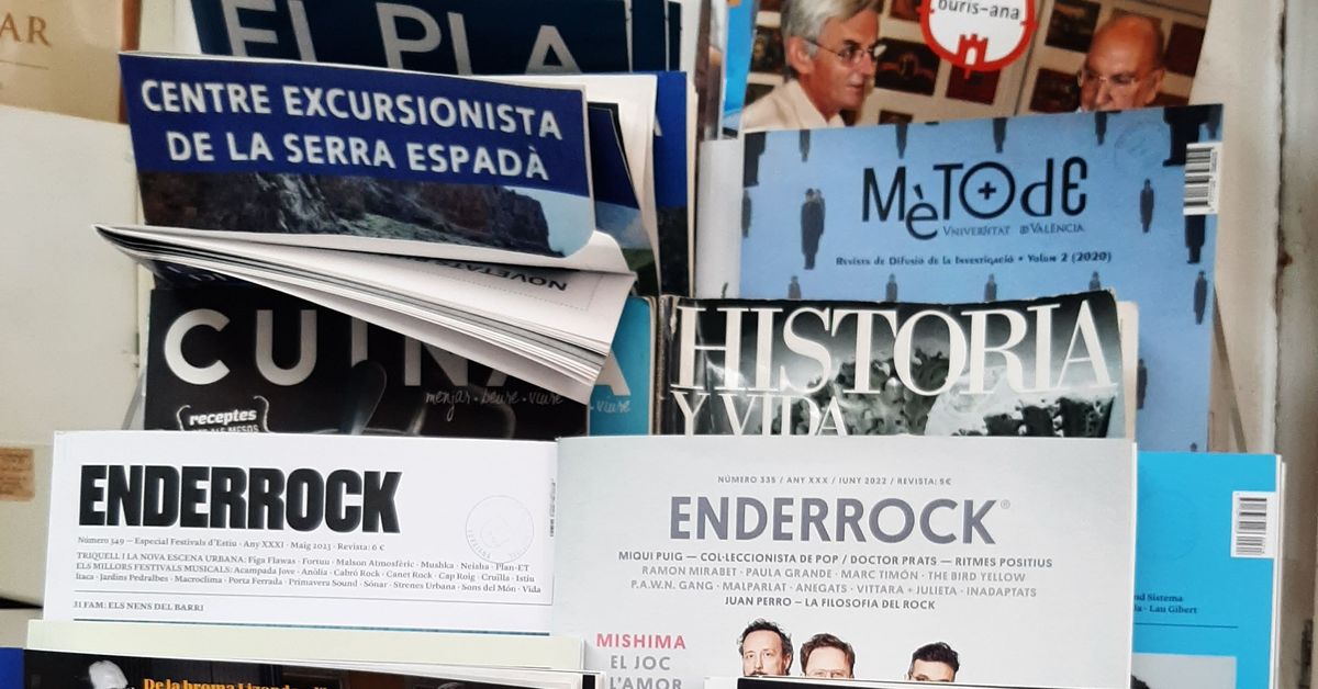 L'Ajuntament de Borriana nega haver retirat revistes en valencià - À Punt