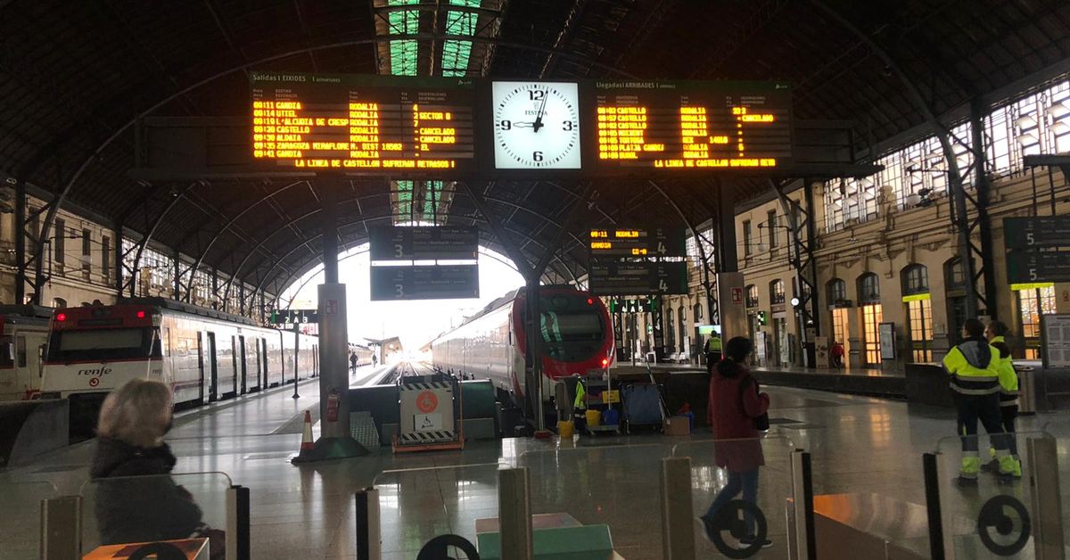 Normalitzar la circulació de rodalies entre València i Castelló de la ...