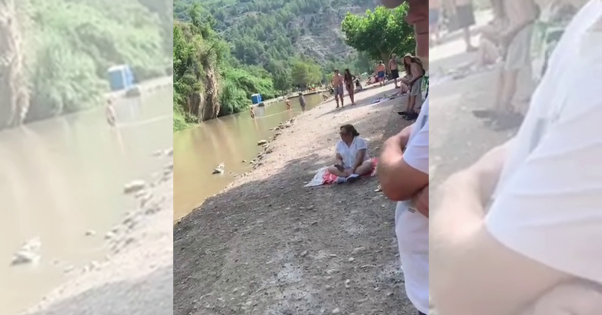 La solta d’aigües de Cirat tiny de marró la Fuente de los Baños de Montanejos - À Punt