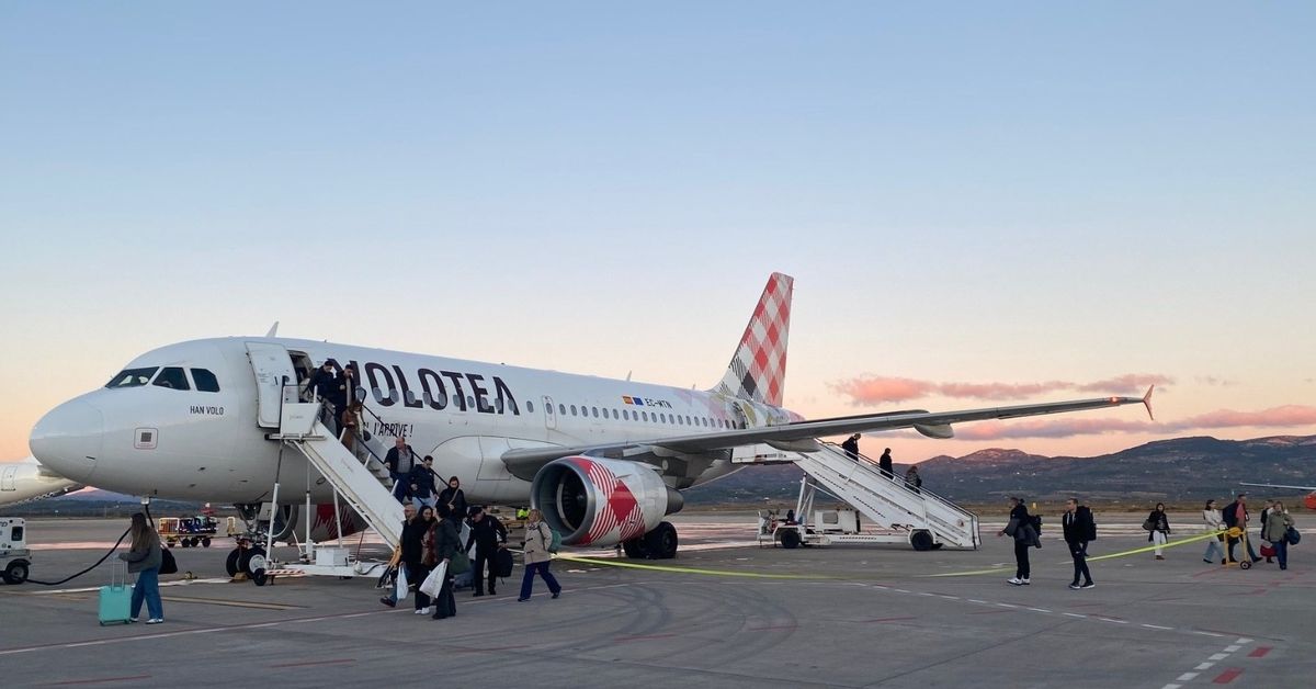 L'aeroport de Castelló estrena nova ruta amb Astúries - À Punt