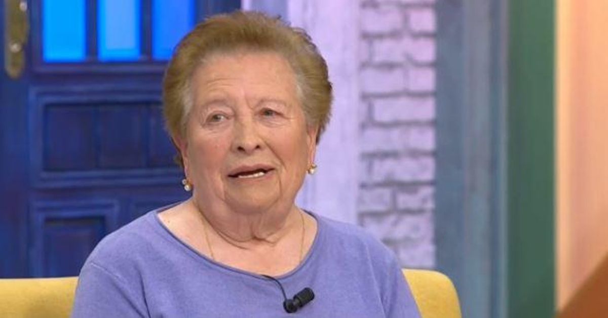 Mercedes Real, l'àvia de Puçol famosa en TikTok per cuinar plats ...