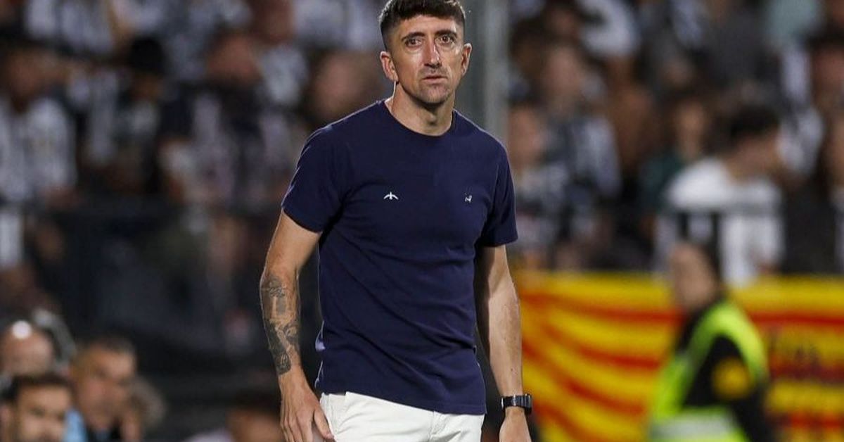 Pablo Hernández continuarà dirigint el Castelló - À Punt